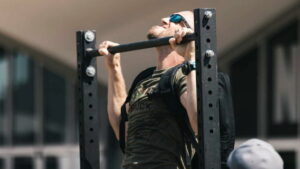 Strict Pull-Up : comment réussir votre première répétition