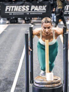 Sled Push HYROX : Guide technique pour bien les maîtriser